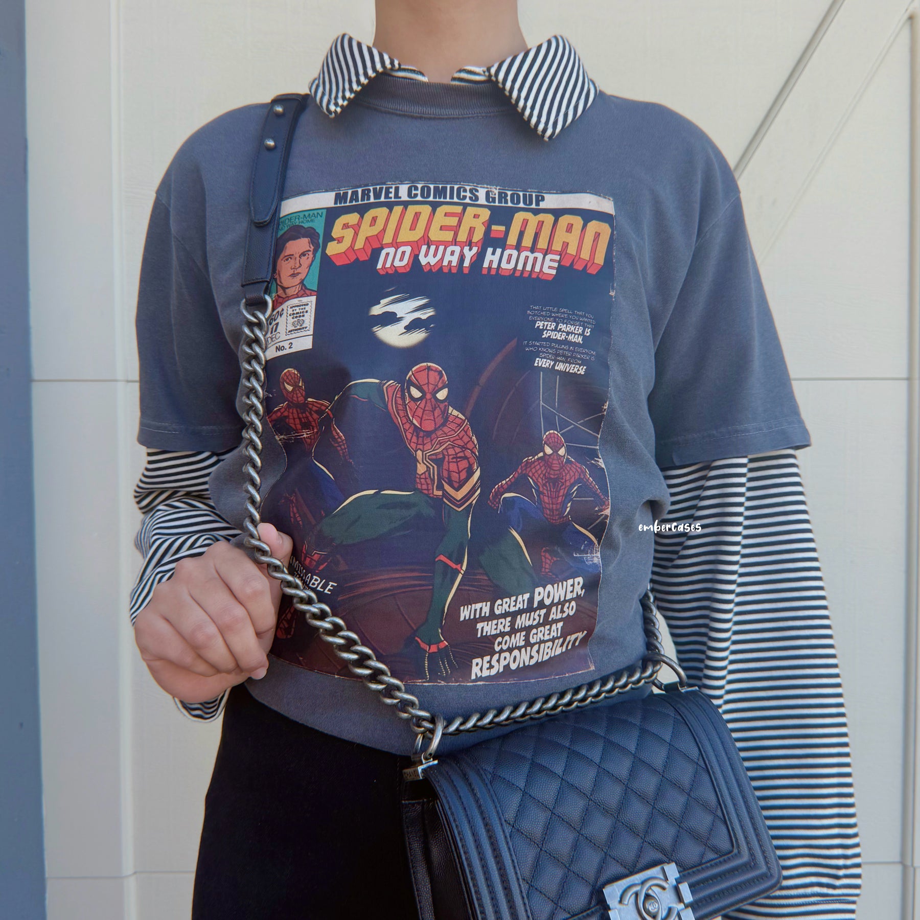 3 Spiders Tee – Ember Cases